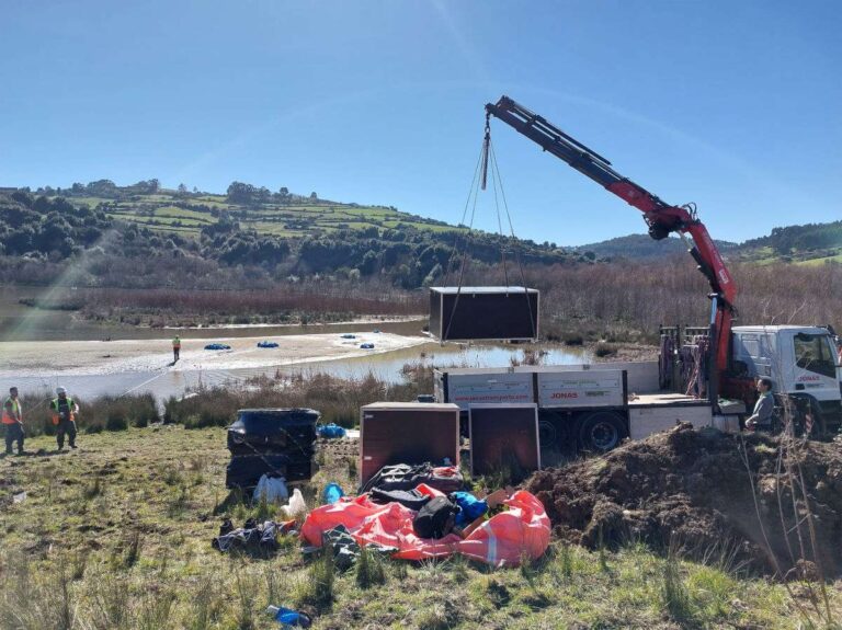 Portable Water Dam Safeguards Wetland Habitat During Dam Renovation ...