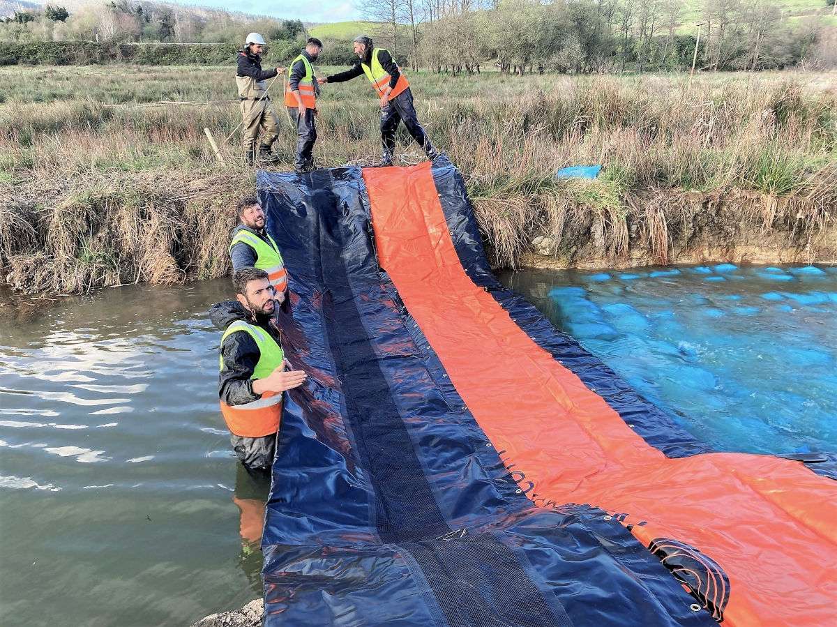 This Reusable Flood Barrier Is A Game Changer For Repair Works - NoFloods