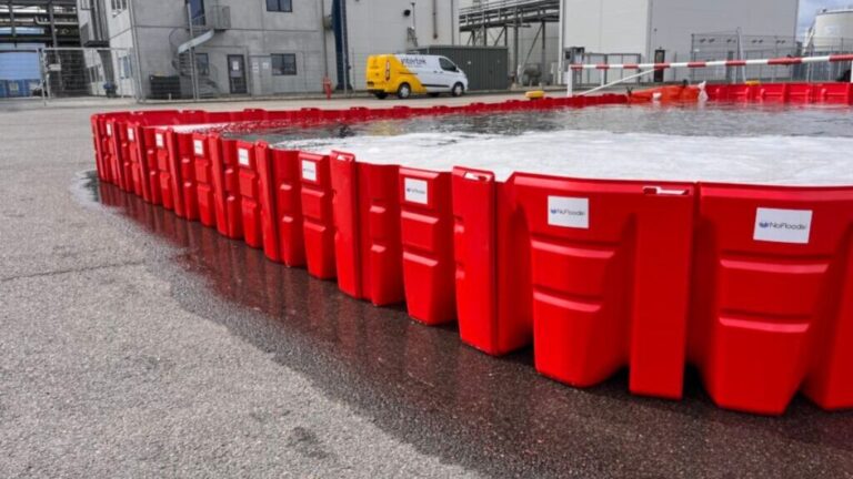 4 of the Best Reusable Flood Barriers for Homes